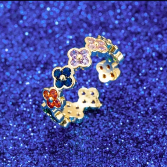 18k Gold Rings | Jewelry | 4k Gold Clover Motif Ring | Poshmark